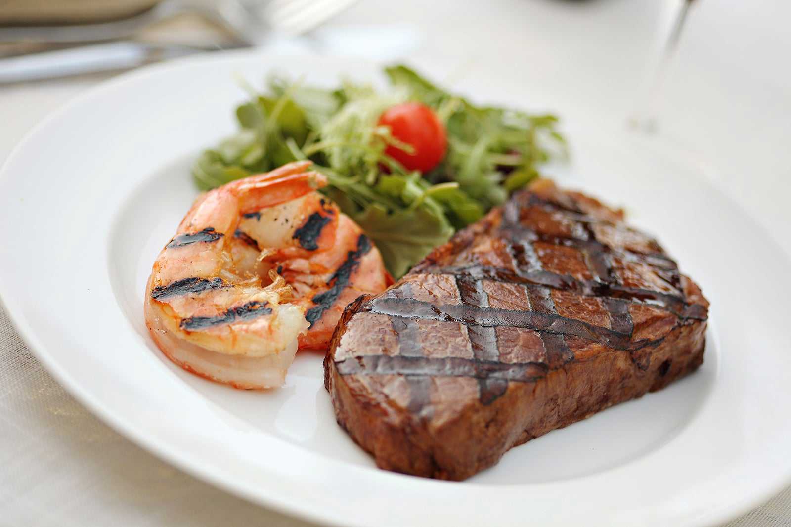 10 Places Where Locals Love to Eat in Biloxi