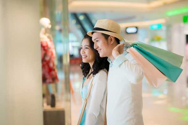 13 Best Places to Go Shopping in Manila