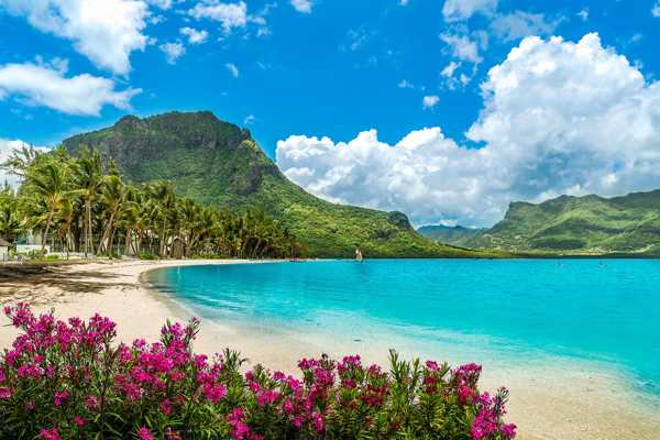 10 Best Beaches in Mauritius