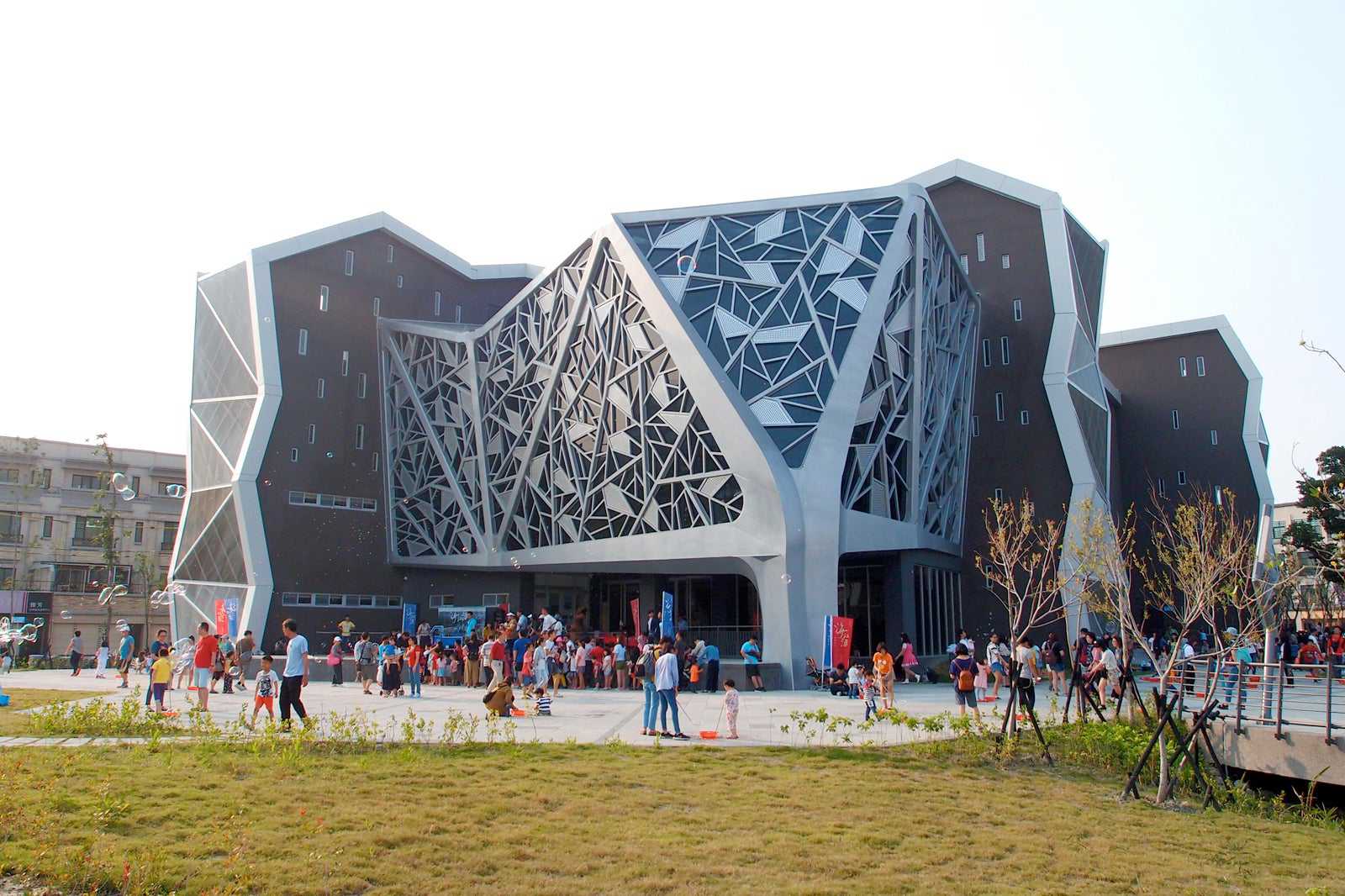 Tour of the arts in Taikang Cultural Center