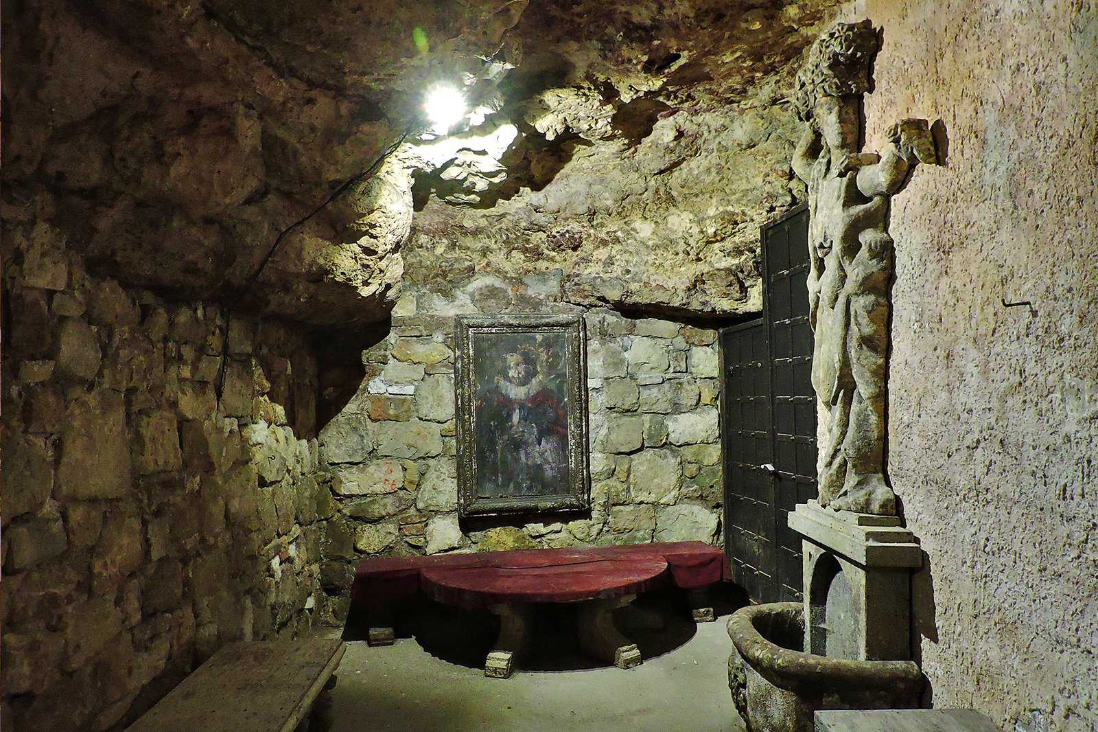 Buda Castle Labyrinth