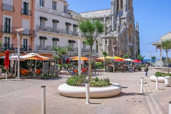 9 Best Local Restaurants in Biarritz