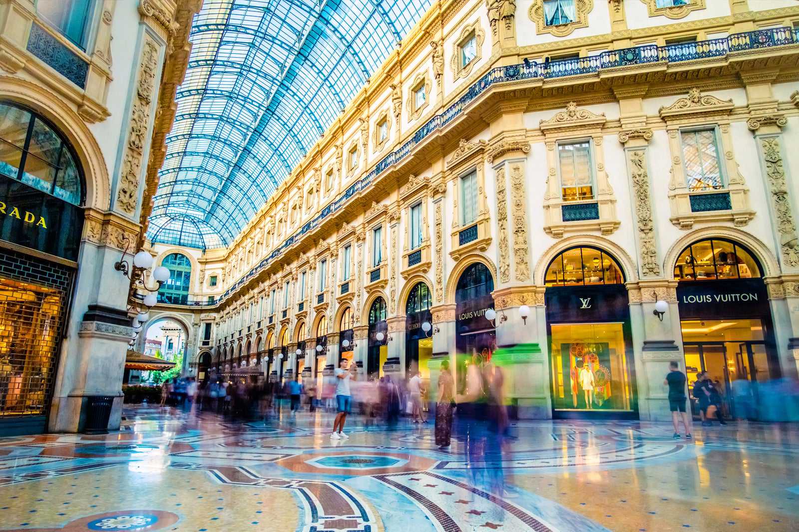 Shopping In Milan Milan Travel Guide Go Guides