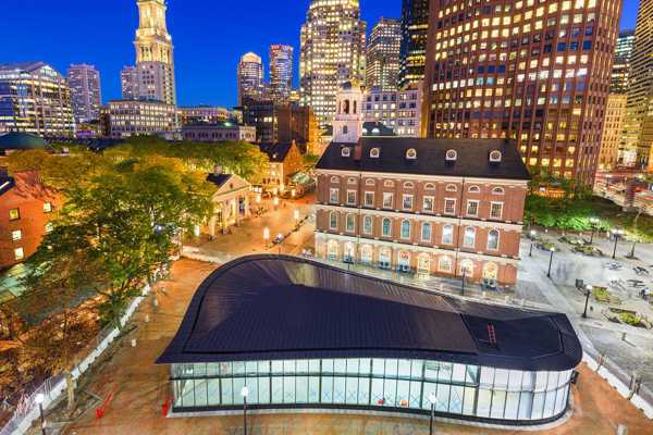10 Best Markets in Boston