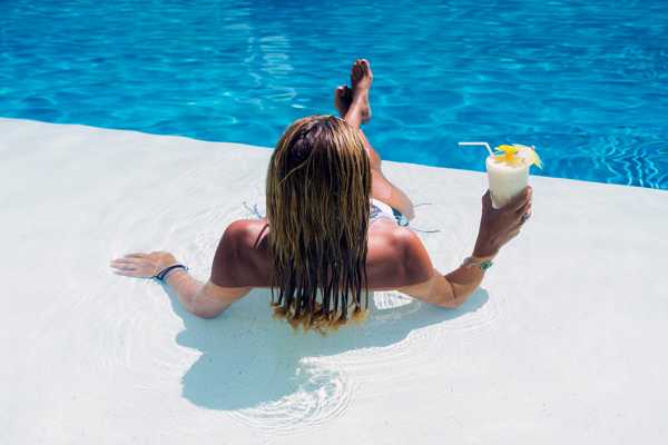 3 Best Pool Parties in Bangkok