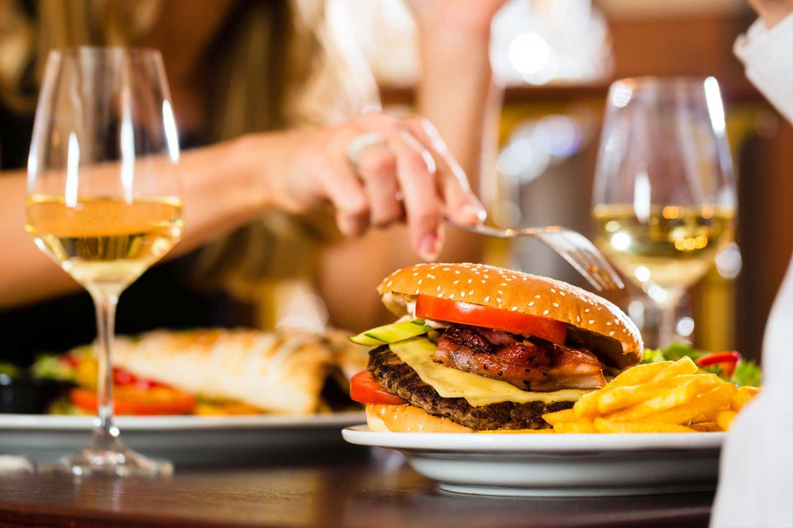 10 Places Where Locals Love to Eat in Branson