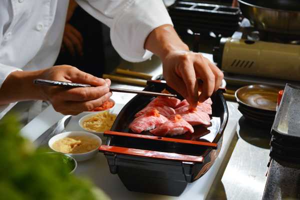 5 Places Where Locals Love to Eat in Nagoya