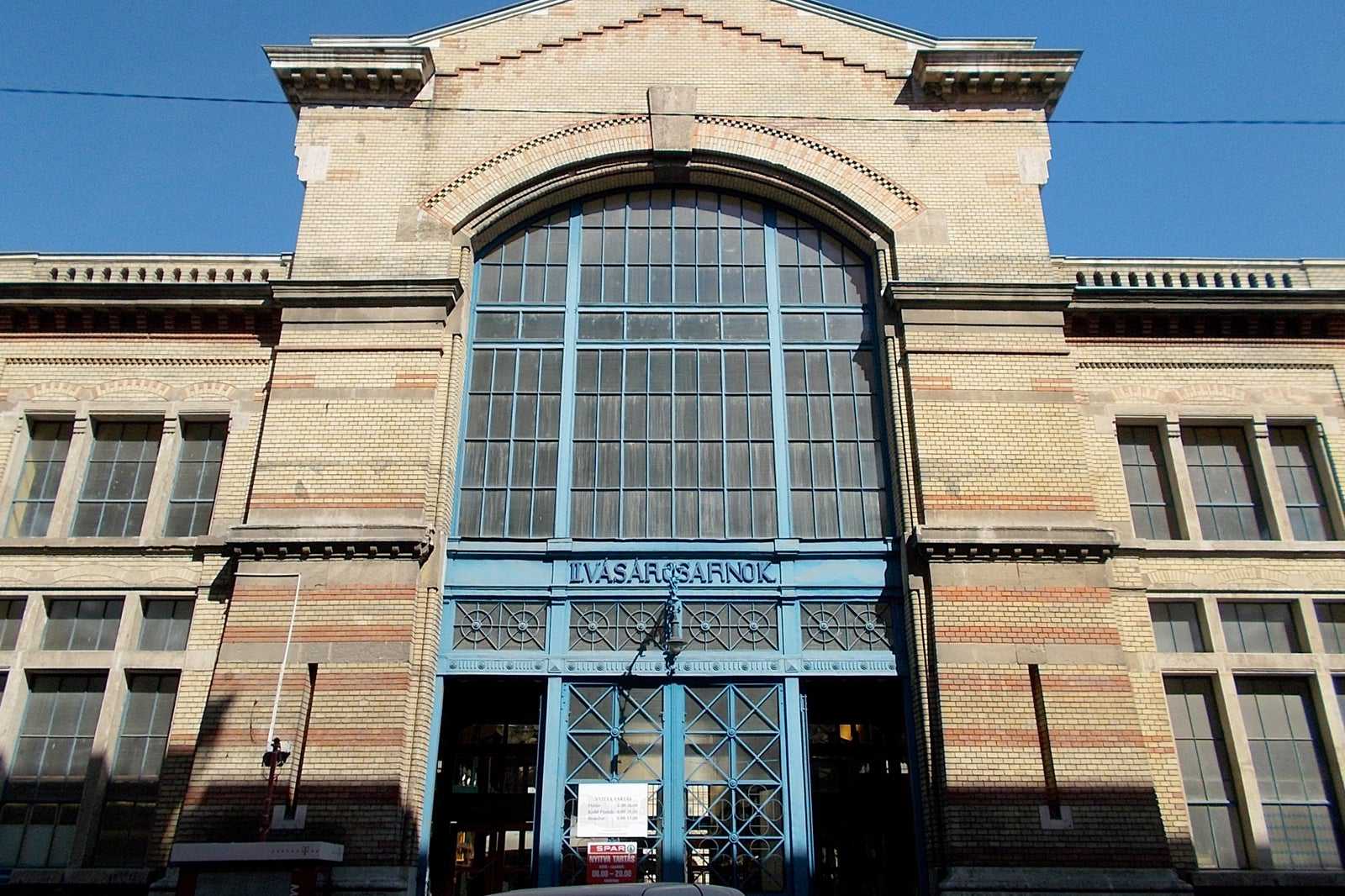 Rákóczi Square Market